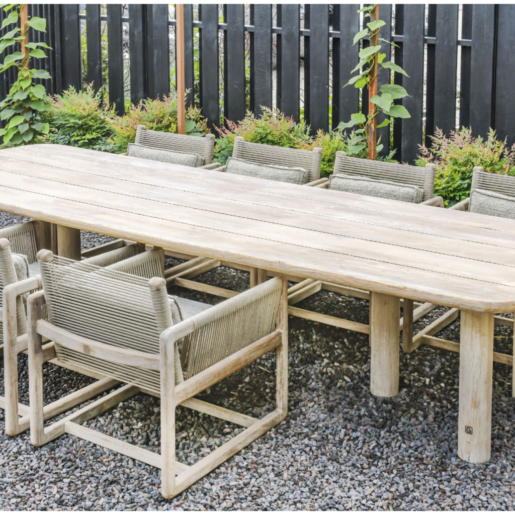 Gommaire Carlo Low Dining Table – Luxury Outdoor Living