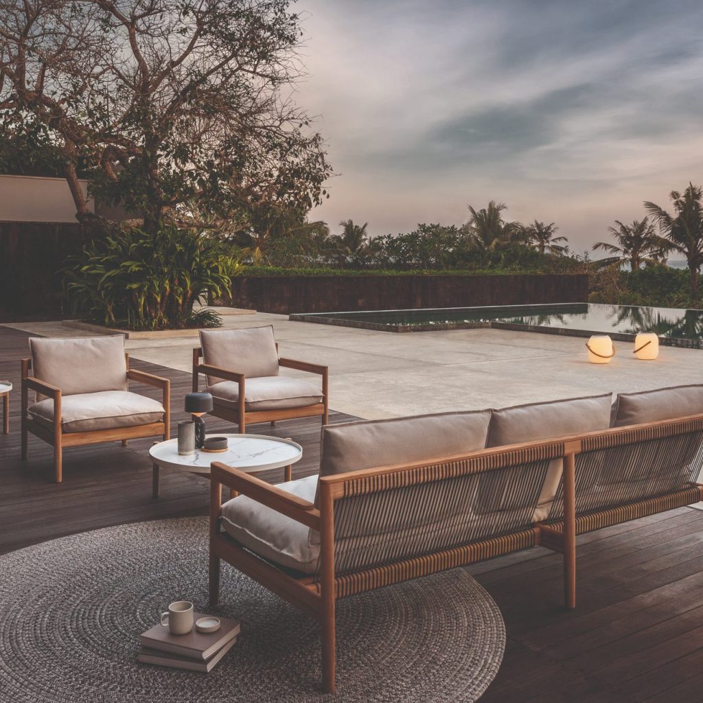 Gloster Saranac 3-Seater Sofa – Luxury Outdoor Living