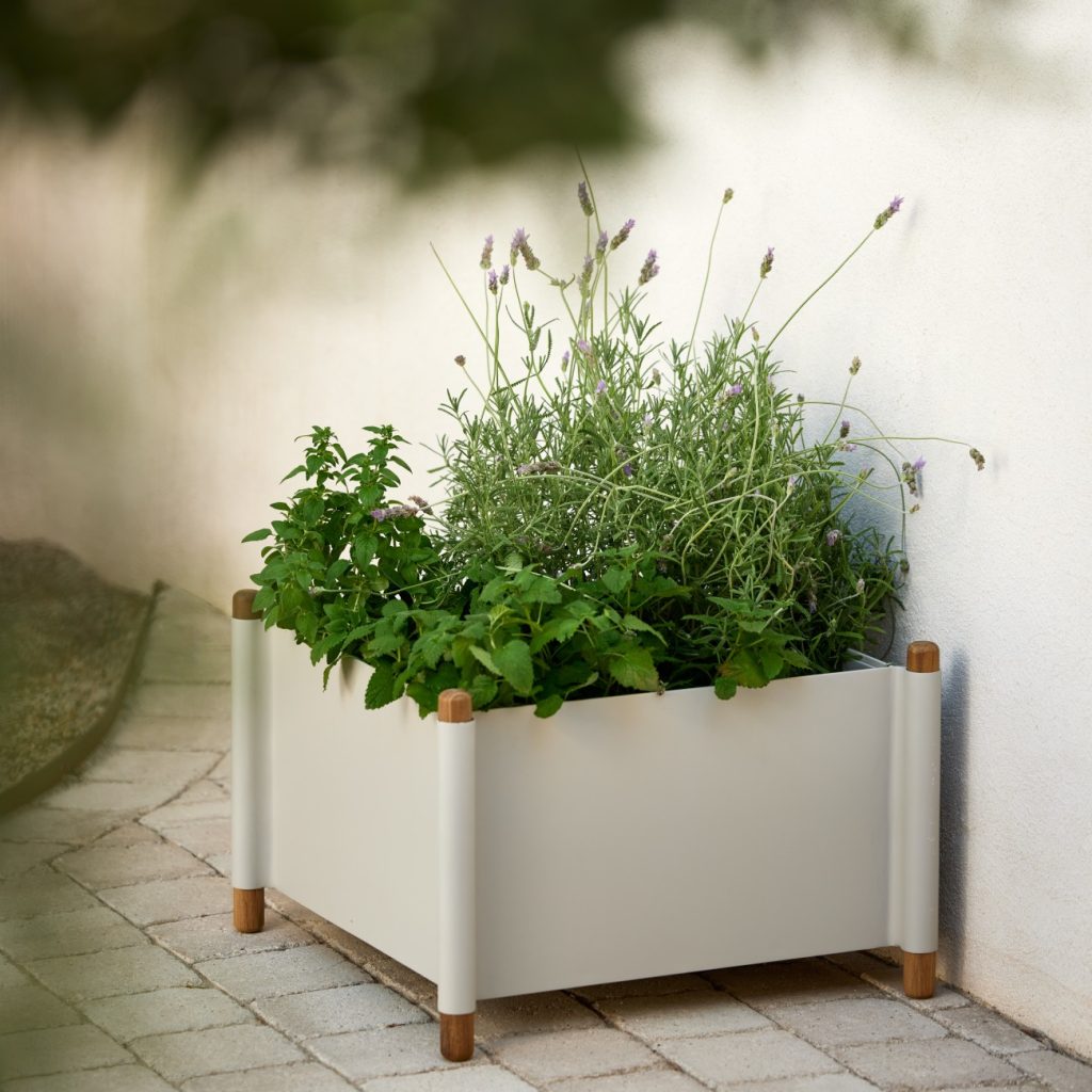 Cane-Line - Sticks Planter – Luxury Outdoor Living